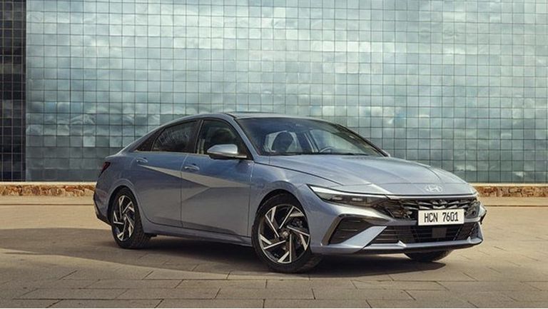 "هيونداي إلنترا CN7" صاحبة أعلى قيمة زيادات.. رفع أسعار 18 سيارة لـ6 علامات خلال أول 10 أيام من ...