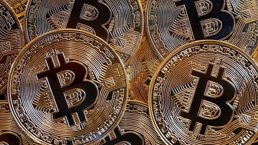 «بيتكوين تتجاوز 50 ألف دولار للمرة الأولى في 3 سنوات