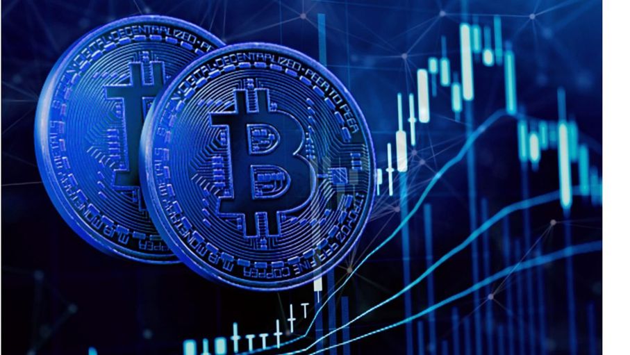 سعر بتكوين يتجاوز 57 ألف دولار لأول مرة منذ أواخر 2021