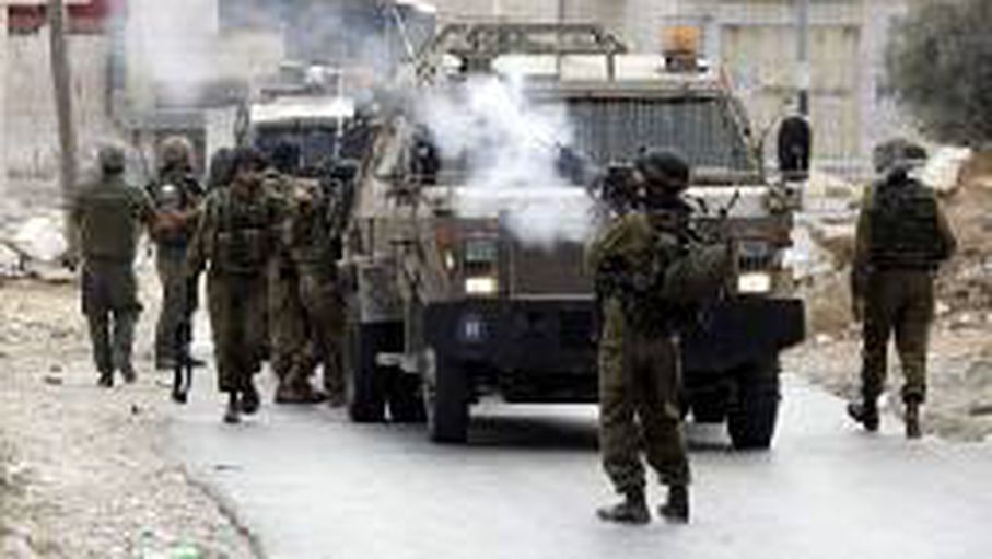 Occupation Arrests 16 Palestinians in West Bank, Injuries Nort...