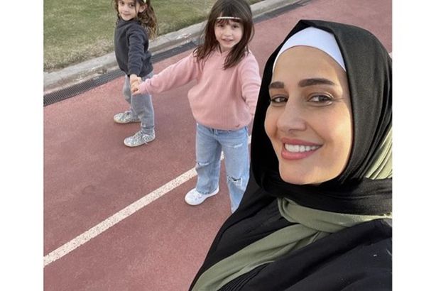 حلا شيحة تظهر في إكسبو دبي دون حجاب والكشف عن السبب المصريون