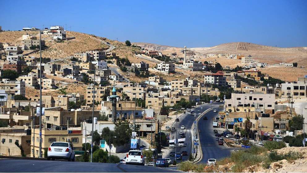 350 buildings in Zarqa at risk of collapsing...