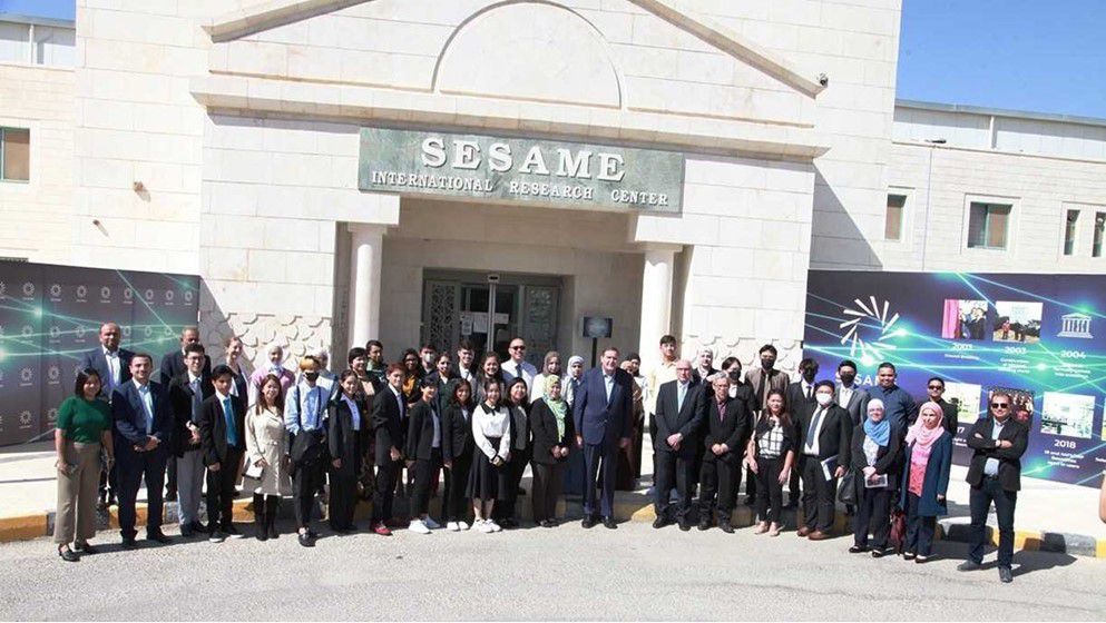 JAEC hosts workshop for foreign students...