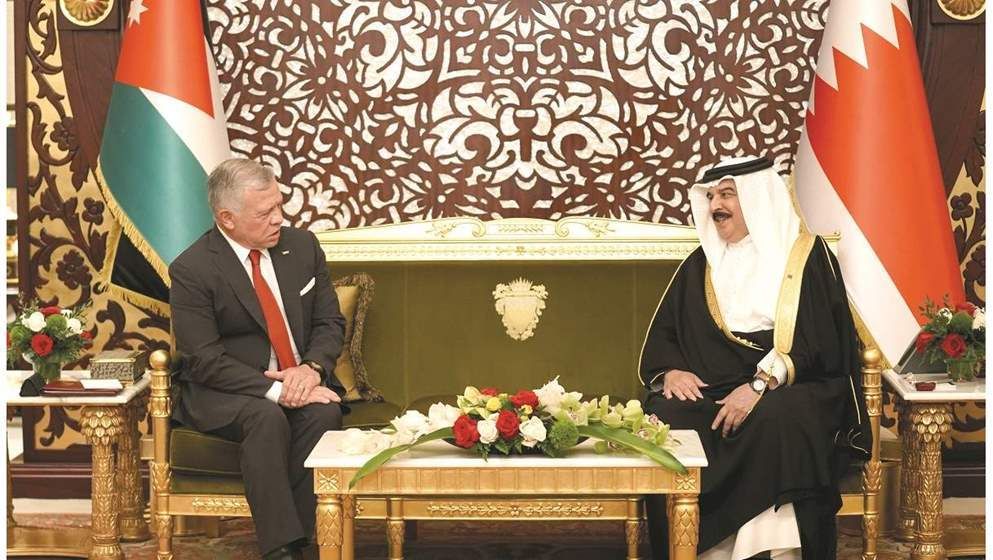 King holds talks with Bahrain monarch...