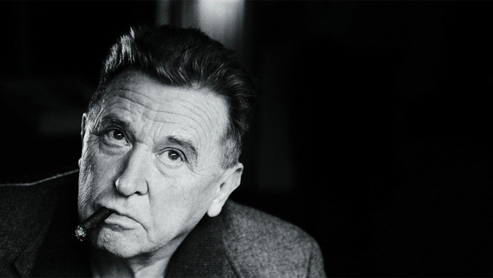 French filmmaker Straub dies aged 89...