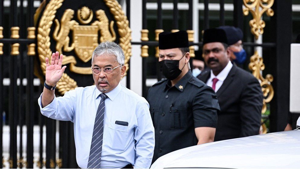 Malaysia’s Anwar in talks with arch-rivals despite anti-graft ...