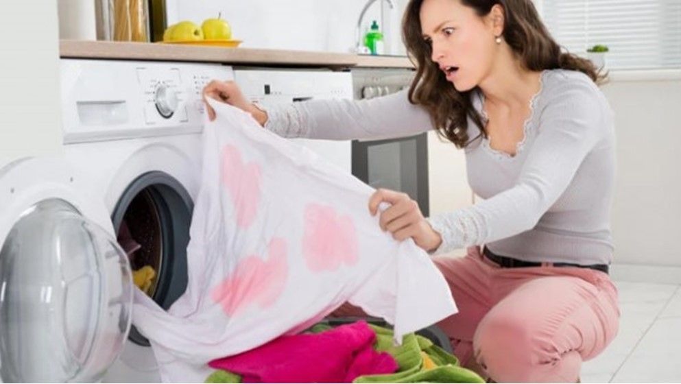 Beware: Common Mistakes That Ruin Clothes During Washing...