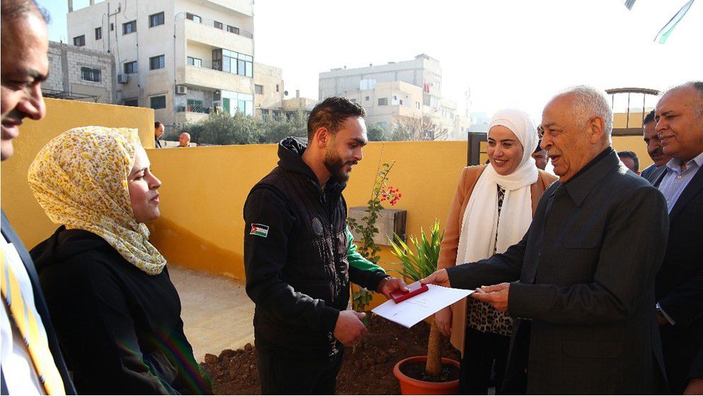 Royal Initiatives: impoverished Zarqa families receive keys to...