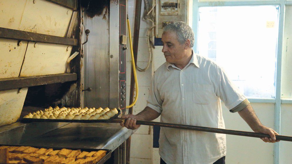 Tunisian bakers strike again over unpaid subsidies...