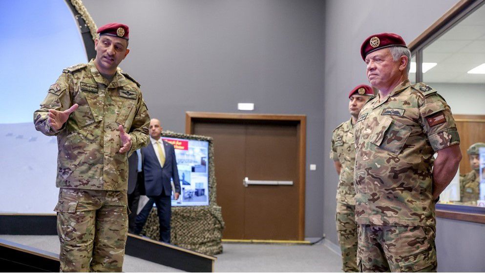 King visits army Quick Reaction Force...