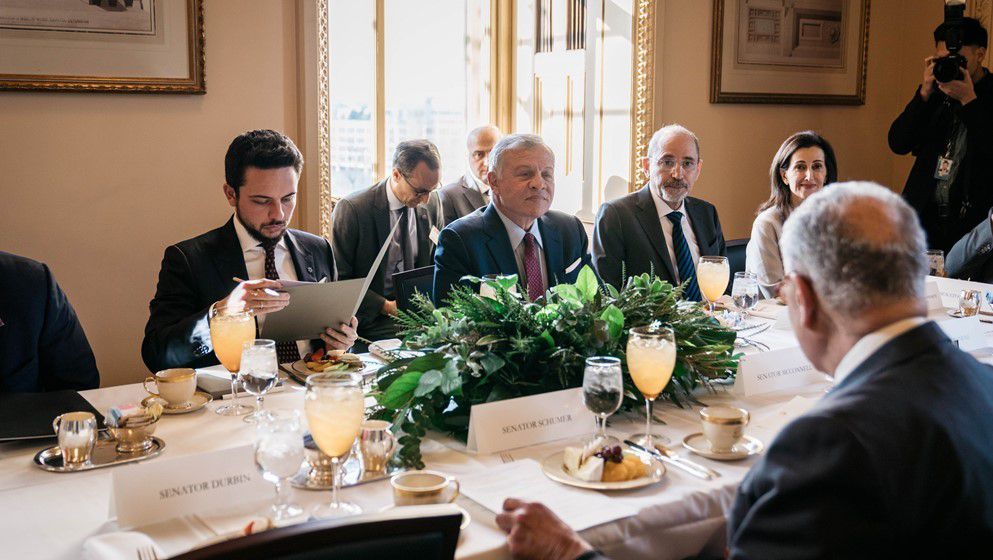 King meets US Senate leadership...