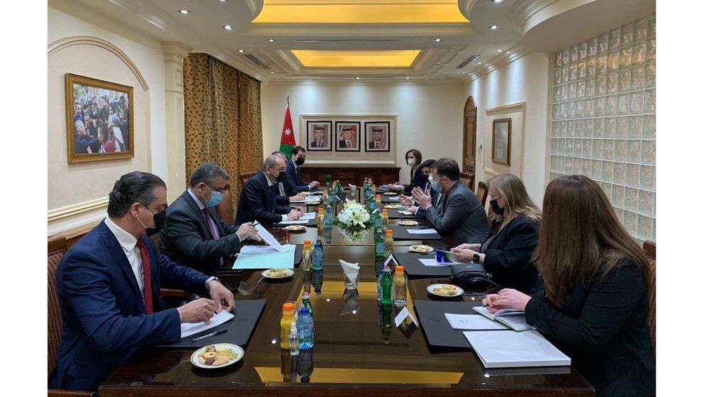 FM, US State Department official discuss ties...