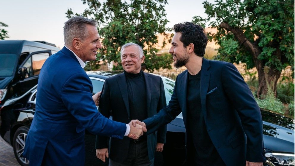 King receives US Congress delegation headed by House speaker...