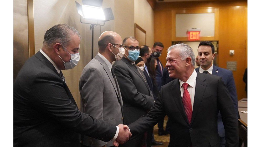 King meets distinguished Jordanian physicians based in US...