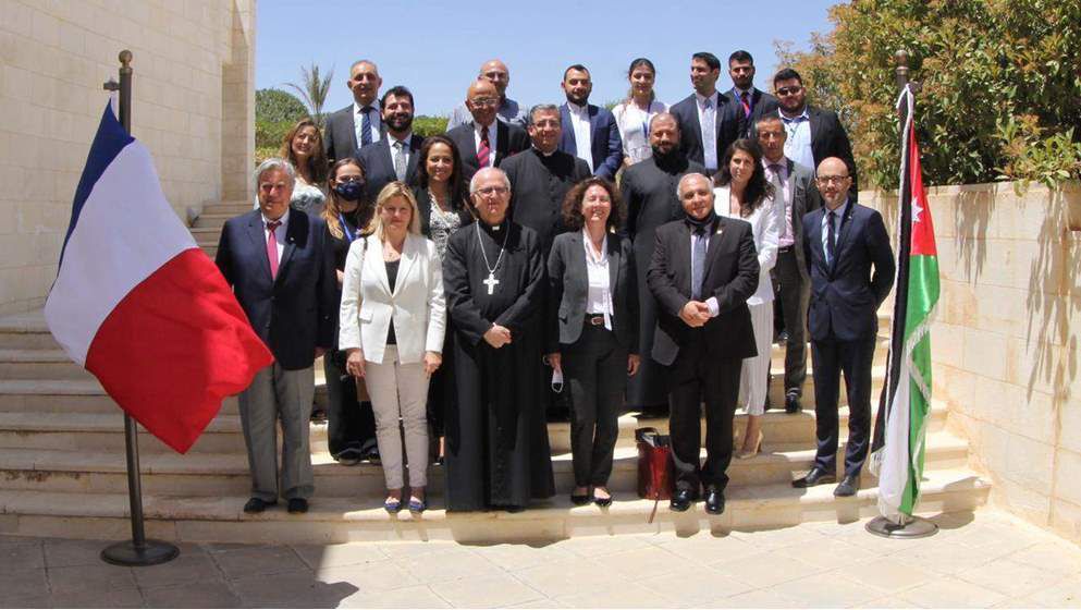 France offers scholarships to Jordanian, Iraqi students at AUM...
