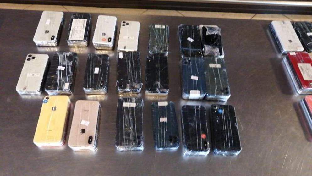 Airport Customs Office thwarts smuggling attempt of 201 iPhone...