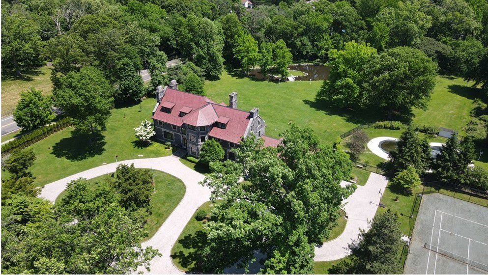 Gaddafi’s New Jersey mansion...