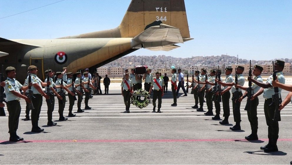 Mali mission martyr and injured return to Jordan...