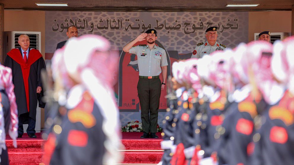 Crown Prince attends graduation of Mutah University's military...