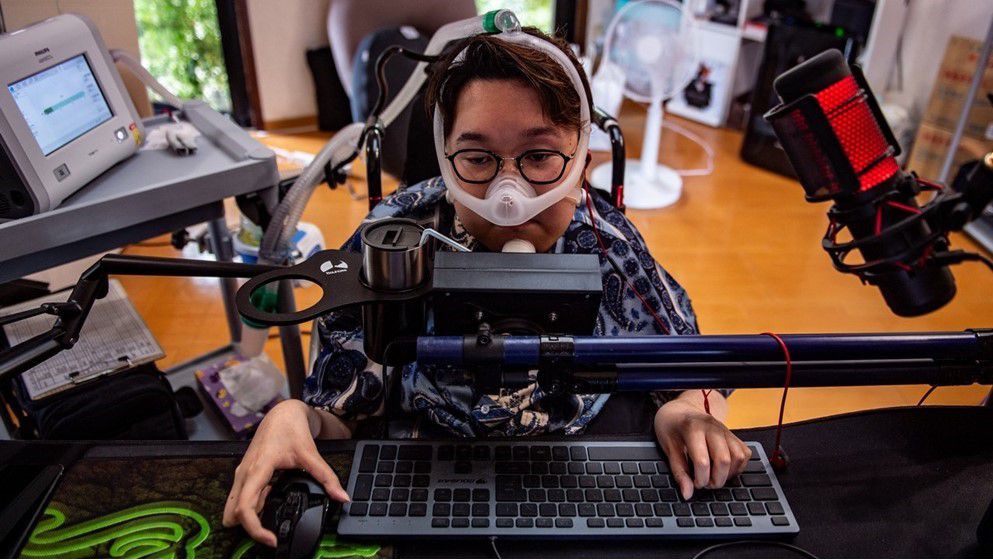 Japan eSports players with disabilities shoot down stereotypes...