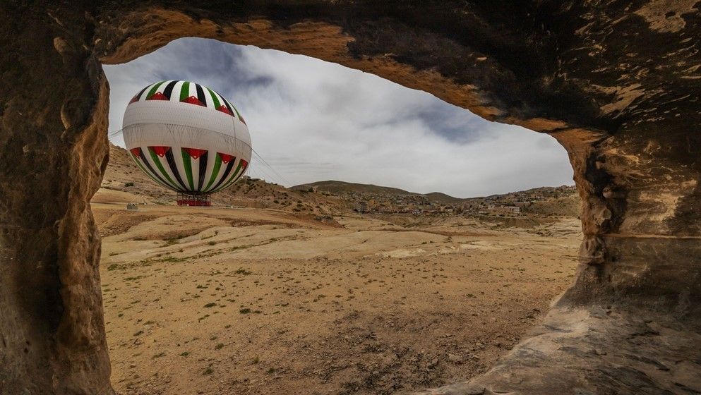 Tethered balloon project launches in Petra city...