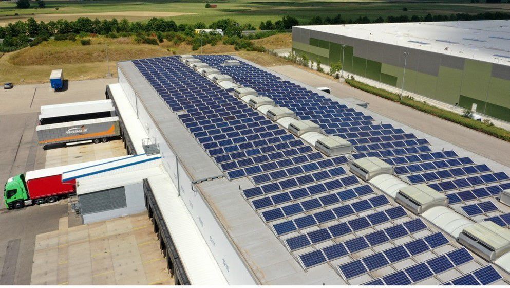 When the sun switches off the solar panels...