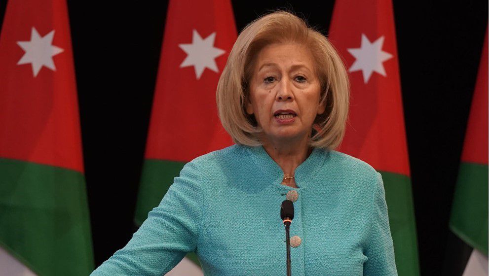 Najjar visits house library project in Madaba...