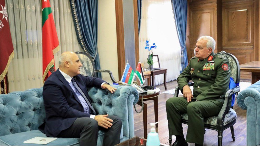 Army chief receives Azeri ambassador...