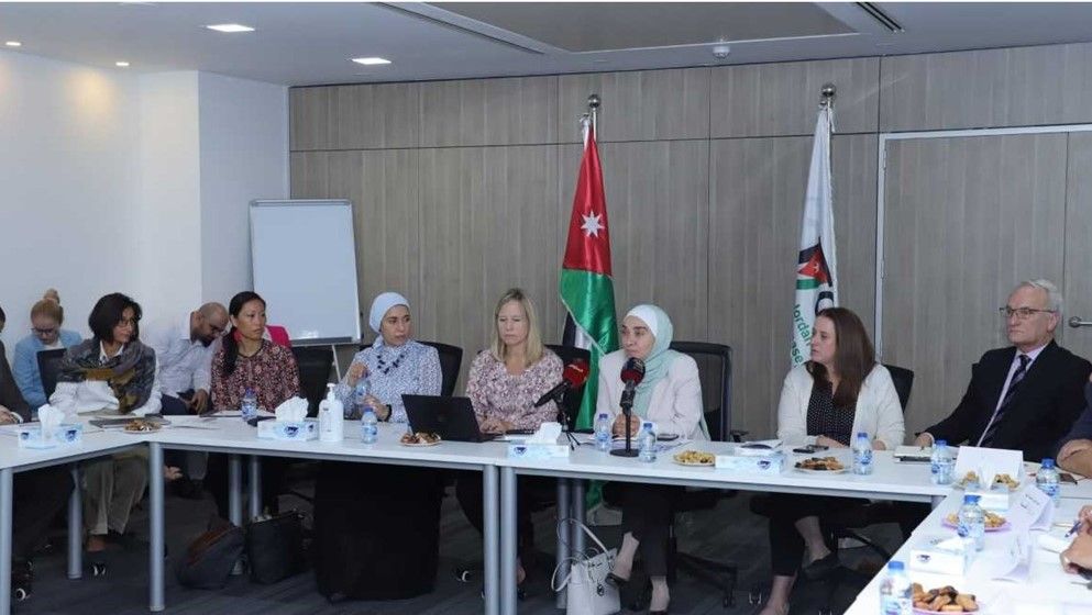 Epidemiologists Meet Cdc Delegation