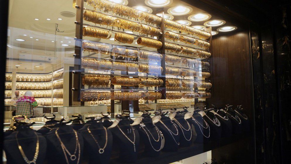 Gold Prices Drop by 40 Qirsh in Local Markets...