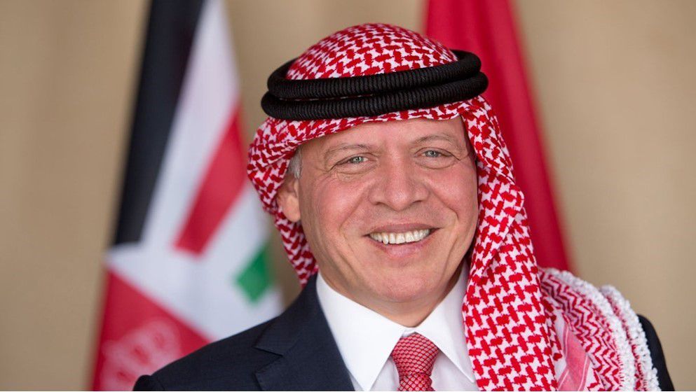 King Departs Jordan for Doha...